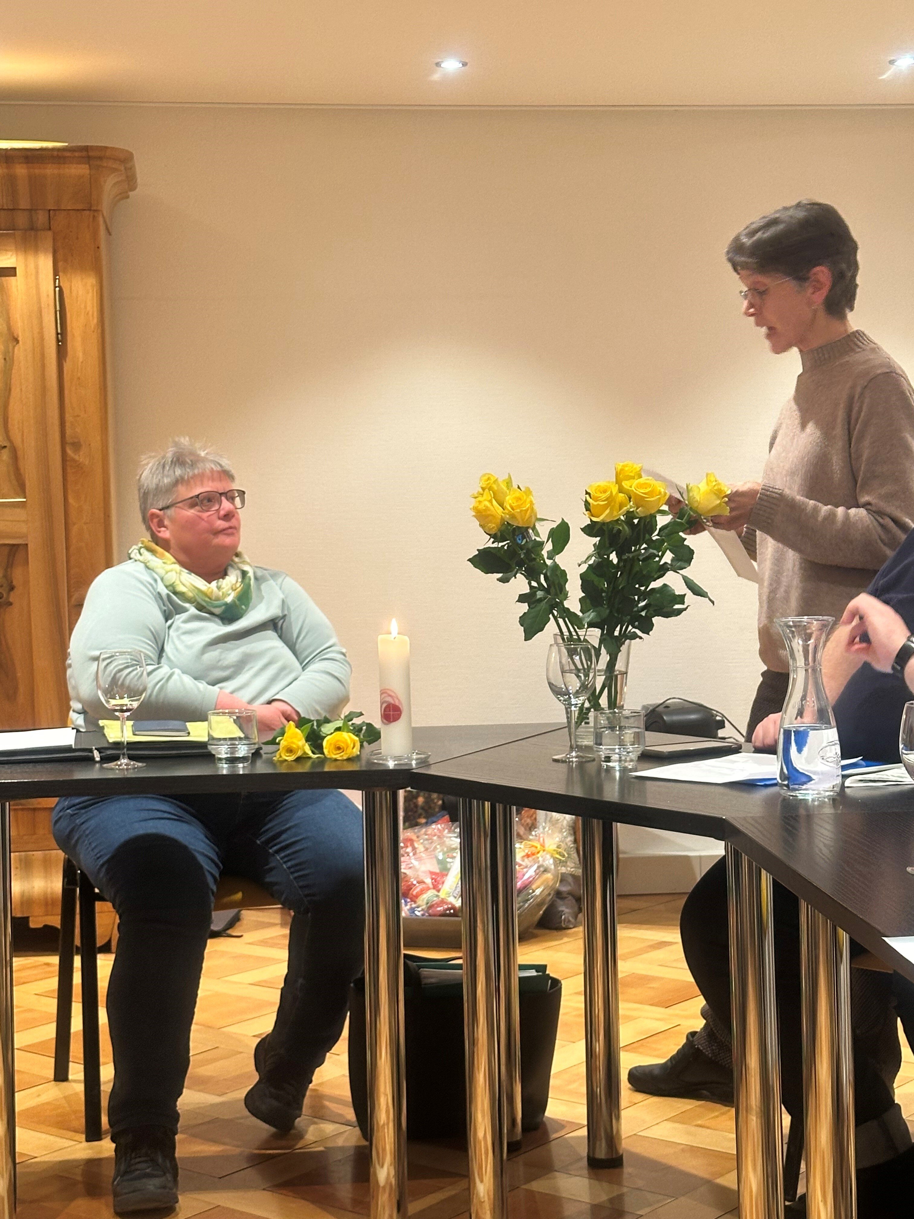 An der Kirchgemeindeversammlung geschah es noch offiziell, was bereits ...